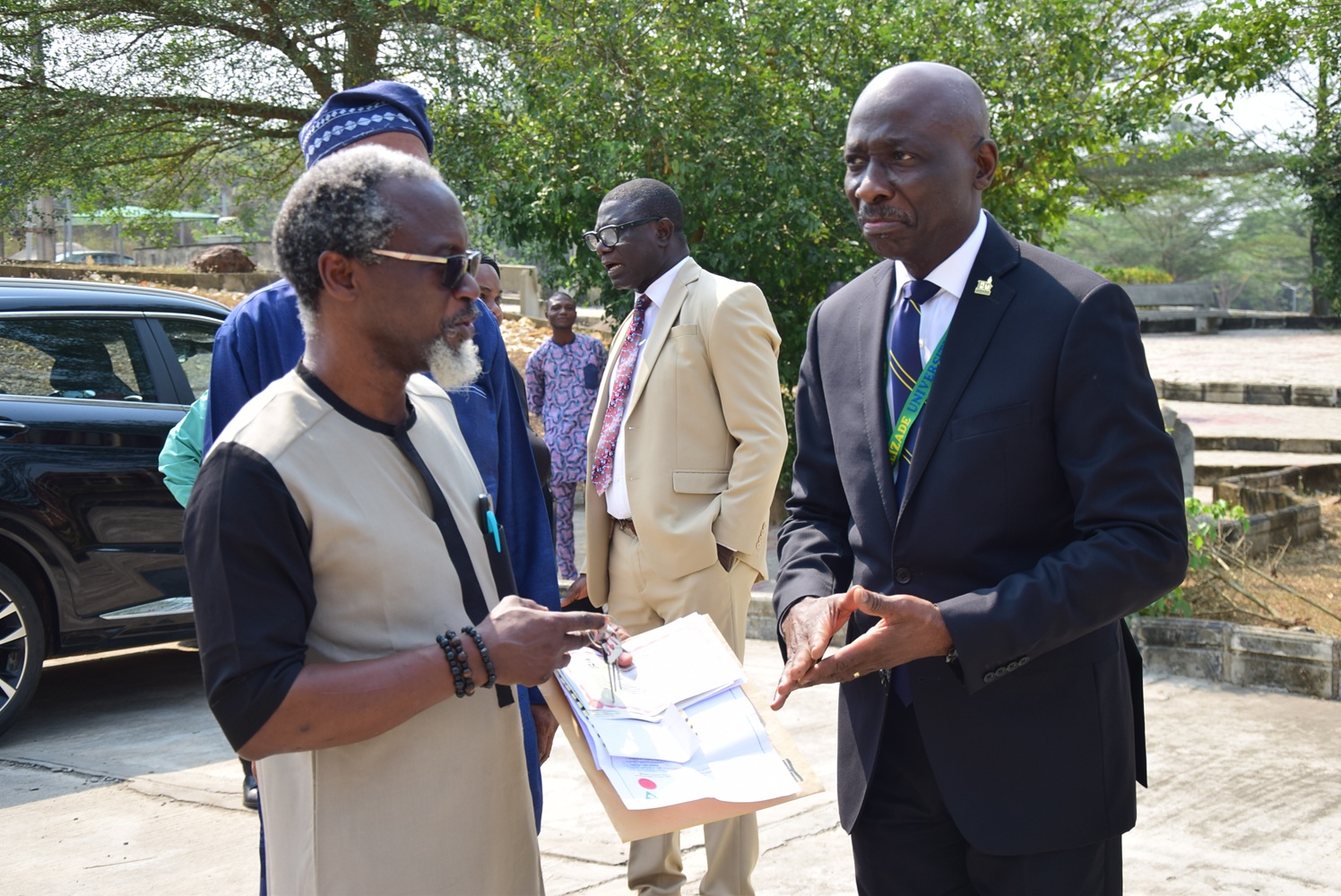 PARENTS FORUM DONATES BUS TO ELIZADE UNIVERSITY Elizade University