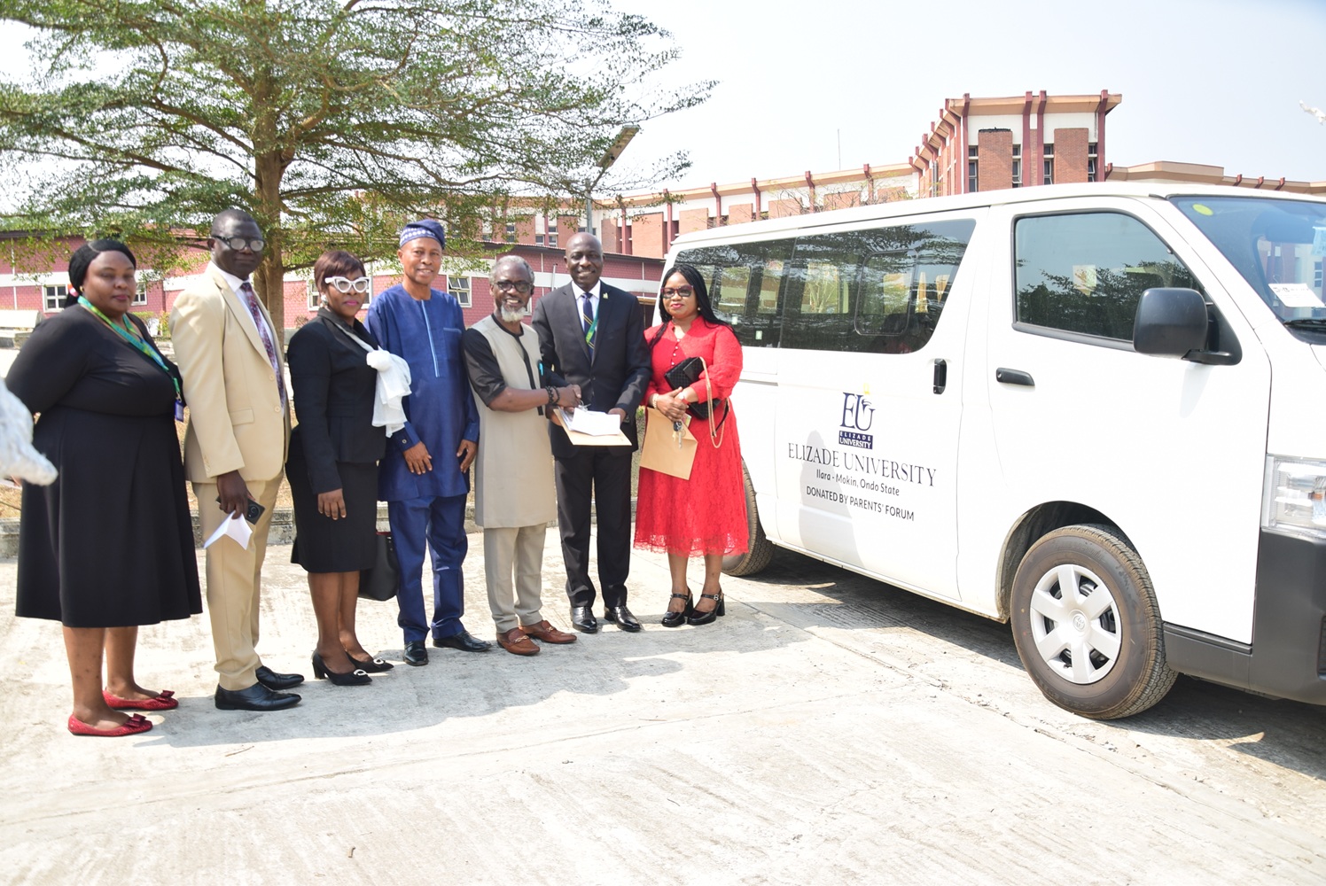 PARENTS FORUM DONATES BUS TO ELIZADE UNIVERSITY Elizade University